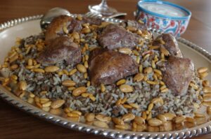 RIZ A DJEJ (CHICKEN WITH RICE AND MEAT) - https://dinas-kitchen.com